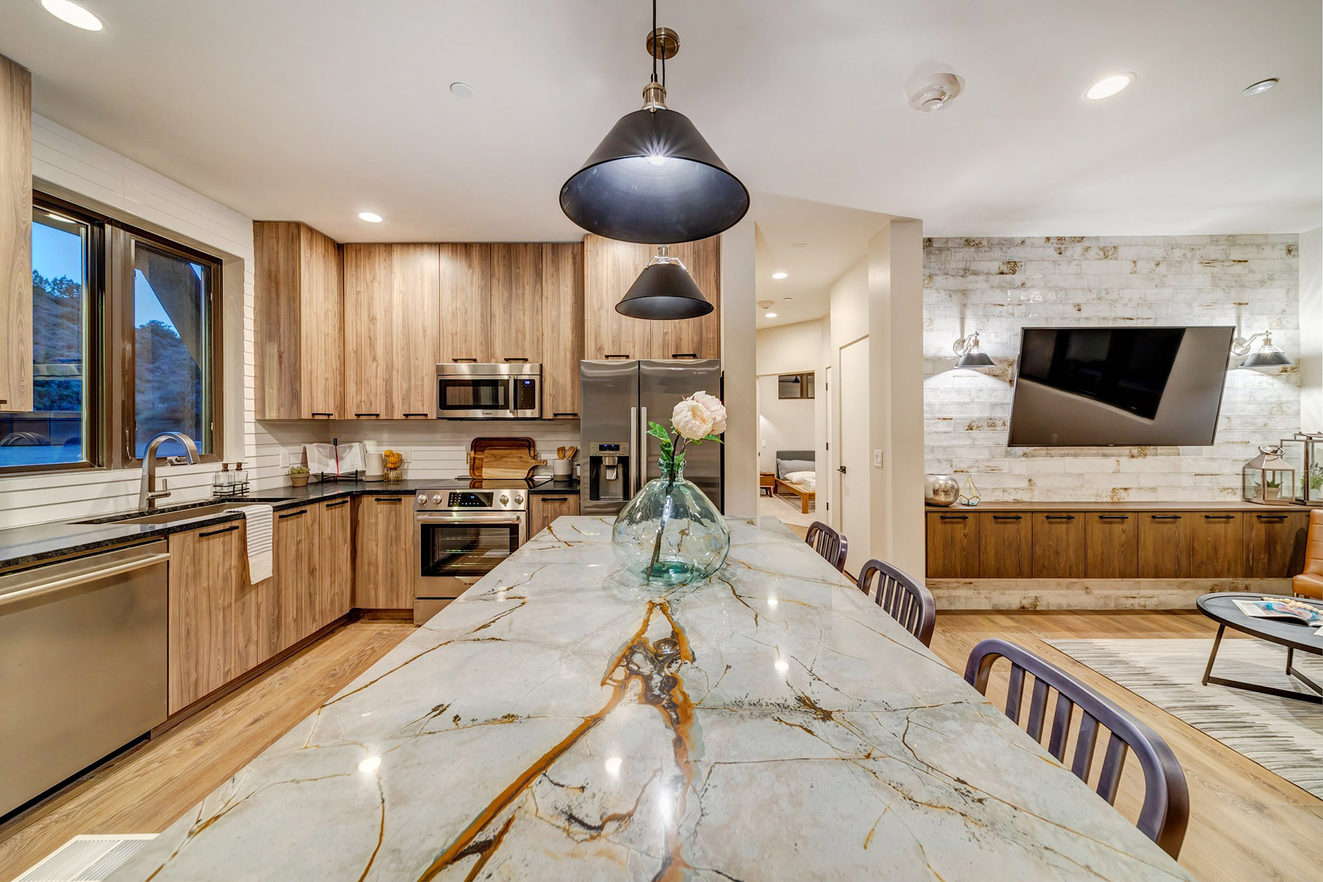 LaFave Luxury Resort – LaFave